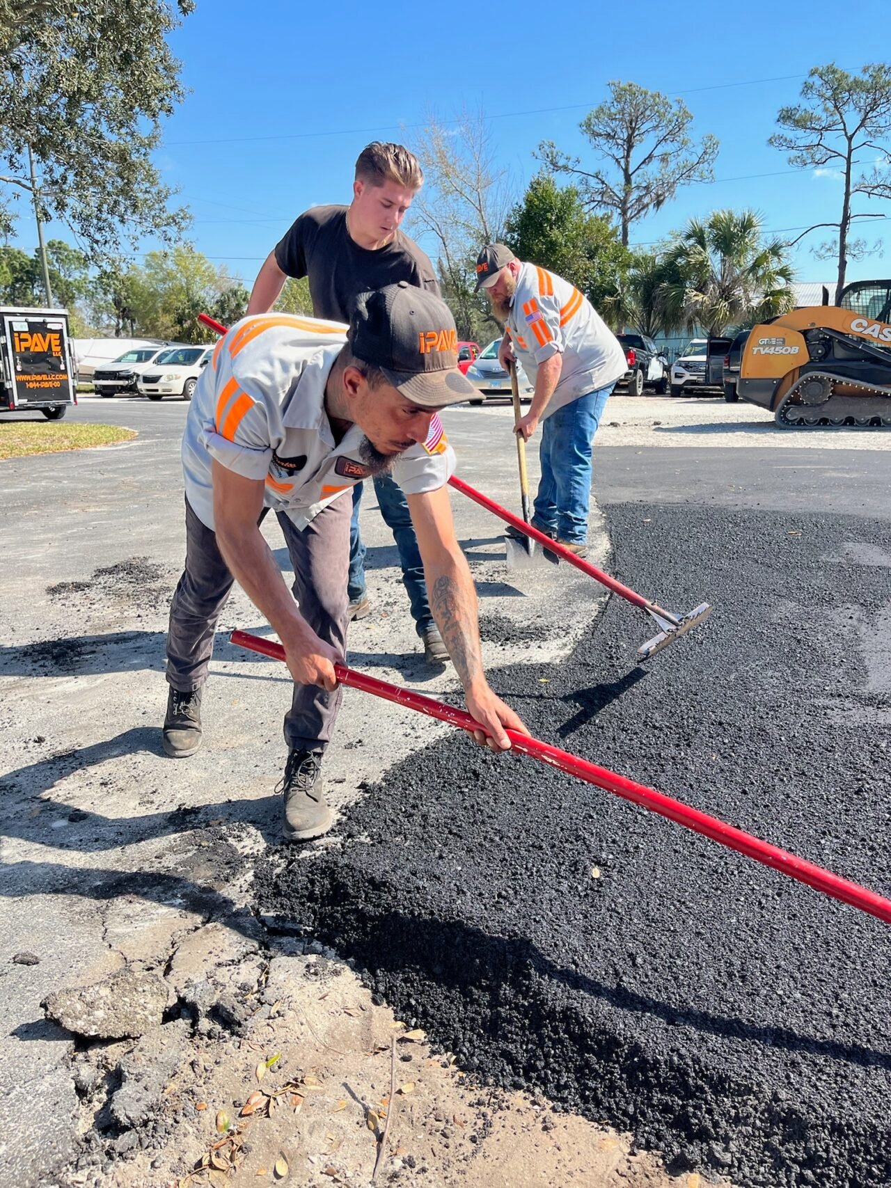 Asphalt Paving Contractors - iPave LLC | Serving Pennsylvania and Florida